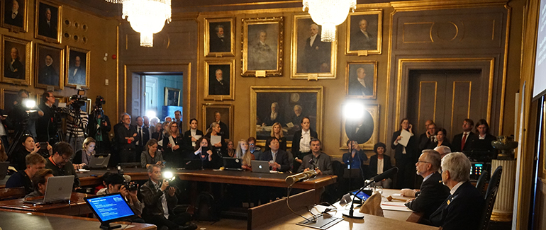 Pressinbjudan: Offentliggöranden av Nobelprisen i fysik och kemi samt ... Pressinbjudan: Offentliggöranden av Nobelprisen i fysik och kemi samt ...